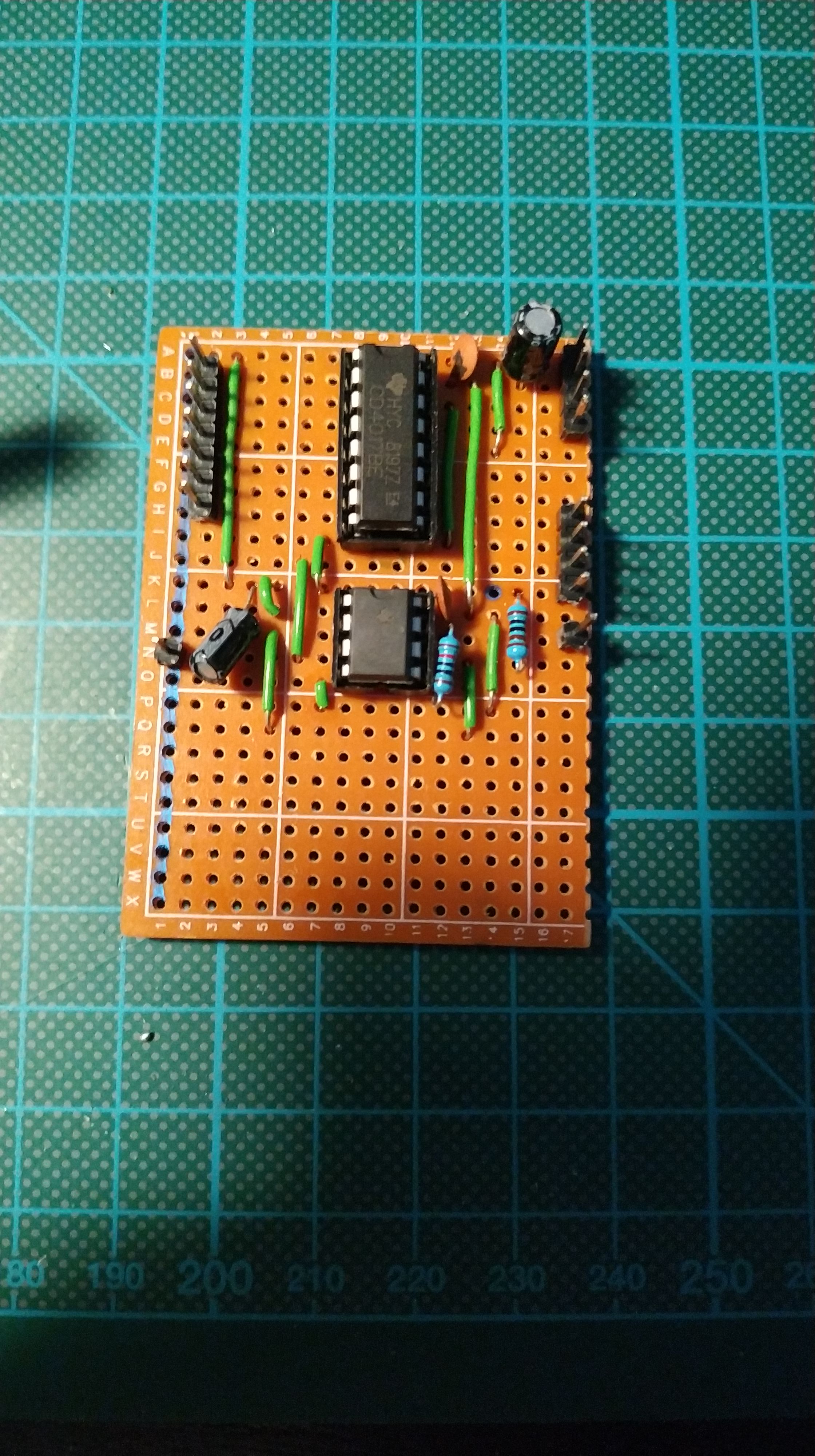 Baby 8 Sequencer – knopsl modular